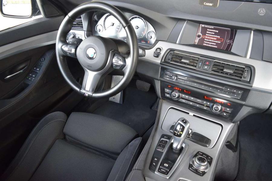 Grey BMW 520 2013 in Vilnius, with an engine capacity of 2.00 L and mileage of 312 thousand km for 10500 €, photo 14 on AUTOMOTO.COM.LV