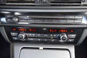 Grey BMW 520 2013 in Vilnius, with an engine capacity of 2.00 L and mileage of 312 thousand km for 10500 €, photo 15 on AUTOMOTO.COM.LV