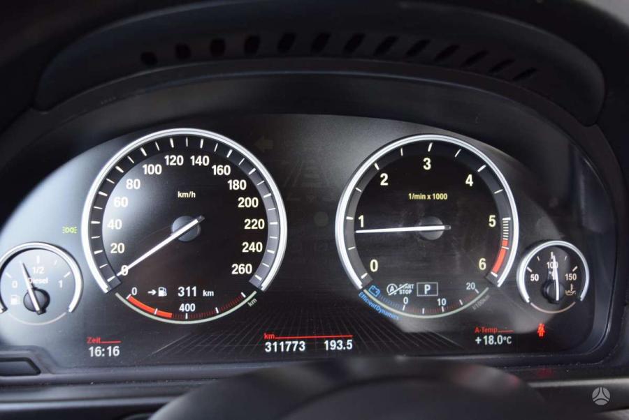 Grey BMW 520 2013 in Vilnius, with an engine capacity of 2.00 L and mileage of 312 thousand km for 10500 €, photo 17 on AUTOMOTO.COM.LV