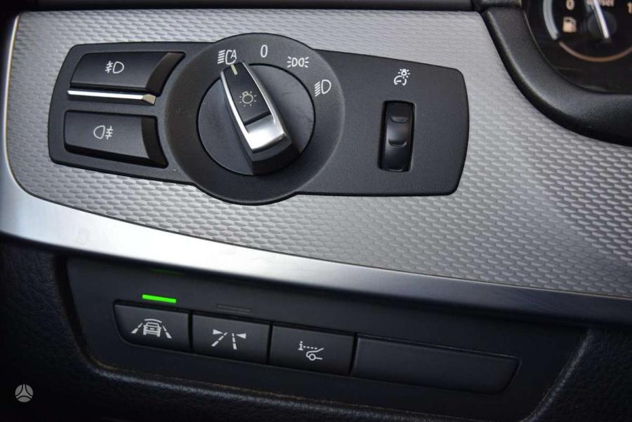 Grey BMW 520 2013 in Vilnius, with an engine capacity of 2.00 L and mileage of 312 thousand km for 10500 €, photo 21 on AUTOMOTO.COM.LV