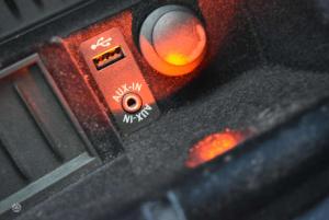 Grey BMW 520 2013 in Vilnius, with an engine capacity of 2.00 L and mileage of 312 thousand km for 10500 €, photo 23 on AUTOMOTO.COM.LV
