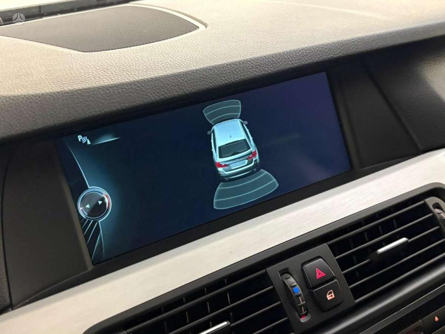 Grey BMW 520 2013 in Marijampole, with an engine capacity of 2.00 L and mileage of 306 thousand km for 8950 €, photo 5 on AUTOMOTO.COM.LV