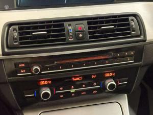 Grey BMW 520 2013 in Marijampole, with an engine capacity of 2.00 L and mileage of 306 thousand km for 8950 €, photo 9 on AUTOMOTO.COM.LV