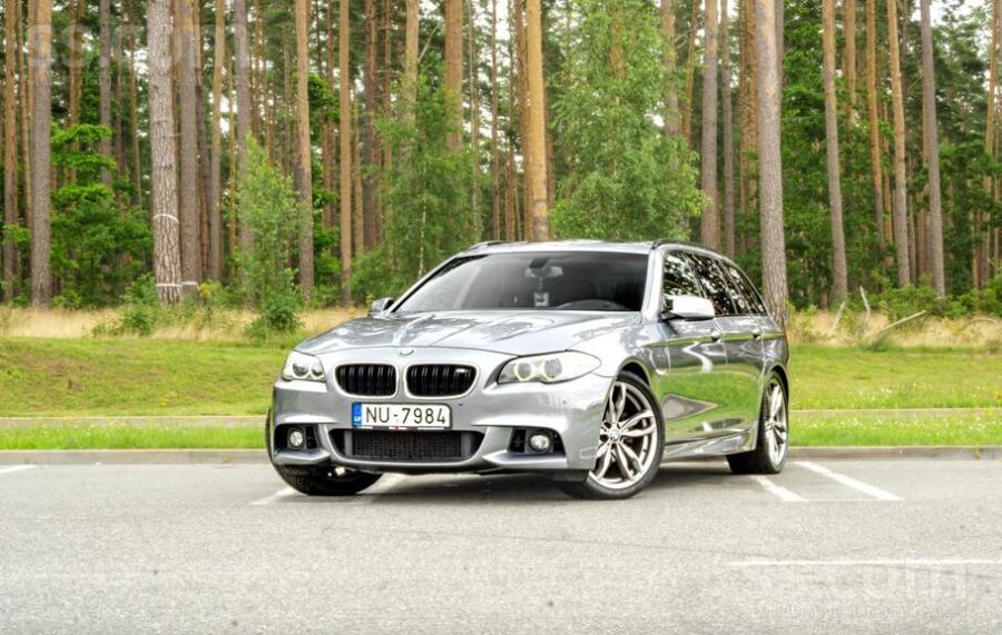 Grey BMW 520 2013 in Riga, with an engine capacity of 2.00 L and mileage of 329 thousand km for 8990 €, photo 1 on AUTOMOTO.COM.LV