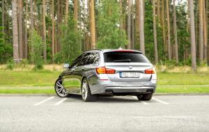 Grey BMW 520 2013 in Riga, with an engine capacity of 2.00 L and mileage of 329 thousand km for 8990 €, photo 9 on AUTOMOTO.COM.LV
