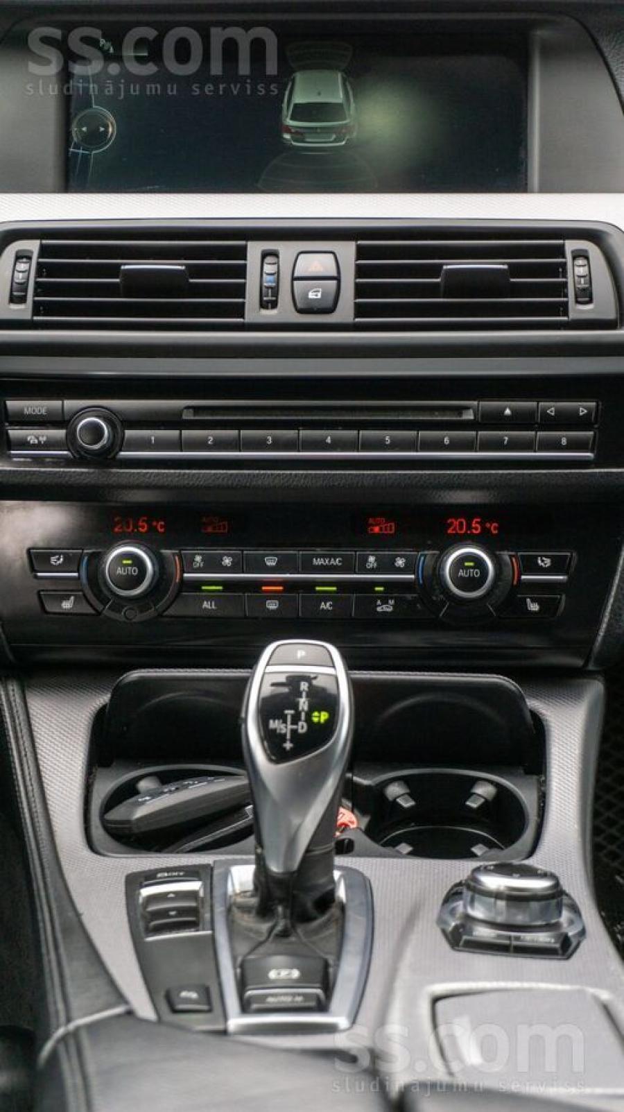 Grey BMW 520 2013 in Riga, with an engine capacity of 2.00 L and mileage of 329 thousand km for 8990 €, photo 15 on AUTOMOTO.COM.LV
