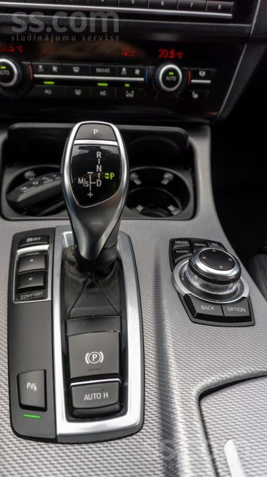 Grey BMW 520 2013 in Riga, with an engine capacity of 2.00 L and mileage of 329 thousand km for 8990 €, photo 18 on AUTOMOTO.COM.LV