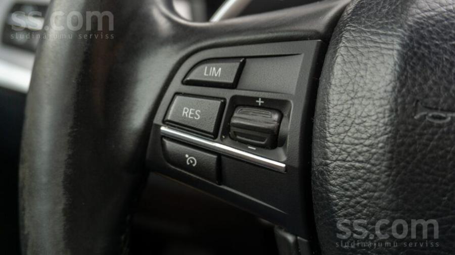 Grey BMW 520 2013 in Riga, with an engine capacity of 2.00 L and mileage of 329 thousand km for 8990 €, photo 25 on AUTOMOTO.COM.LV