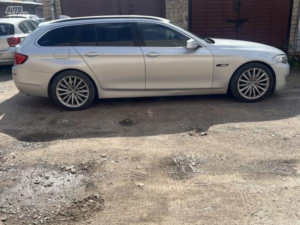 Grey BMW 520 2013 in Kaunas, with an engine capacity of 2.00 L and mileage of 362 thousand km for 6000 €, photo 1 on AUTOMOTO.COM.LV