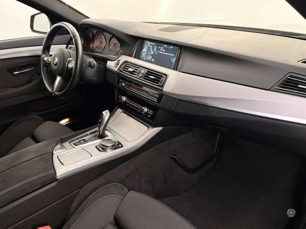 Pelēks BMW 520 2013 Marijampole, ar dzinēja tilpumu 2.00 L un nobraukumu 277 tūkst. km par 10999 €, foto 11 vietnē AUTOMOTO.COM.LV