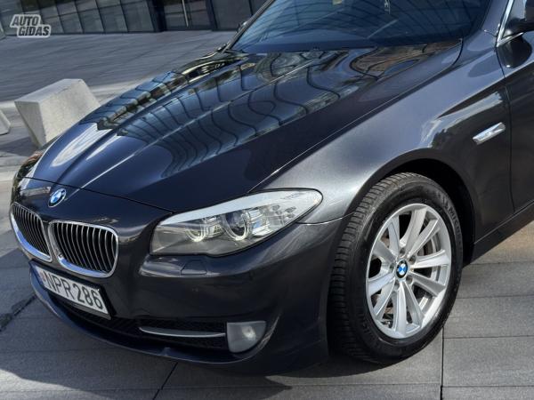 Pelēks BMW 520 2013 Viļņa, ar dzinēja tilpumu 2.00 L un nobraukumu 308 tūkst. km par 6750 €, foto 8 vietnē AUTOMOTO.COM.LV