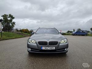 Grey BMW 520 2013 in Siauliai, with an engine capacity of 2.00 L and mileage of 313 thousand km for 7777 €, photo  on AUTOMOTO.COM.LV
