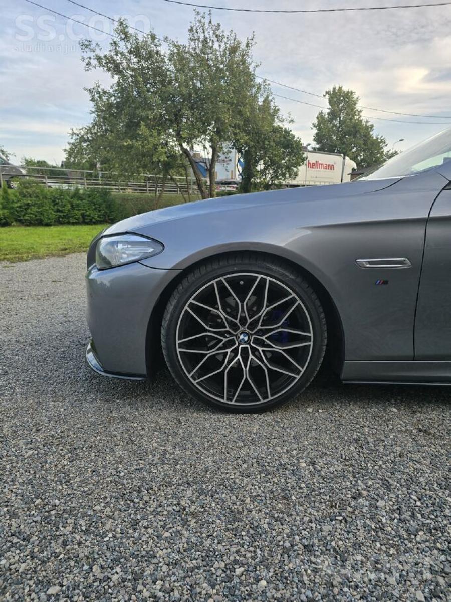 Pelēks BMW 520 2014 Bauska, ar dzinēja tilpumu 2.00 L un nobraukumu 0 tūkst. km par 12000 €, foto 18 vietnē AUTOMOTO.COM.LV