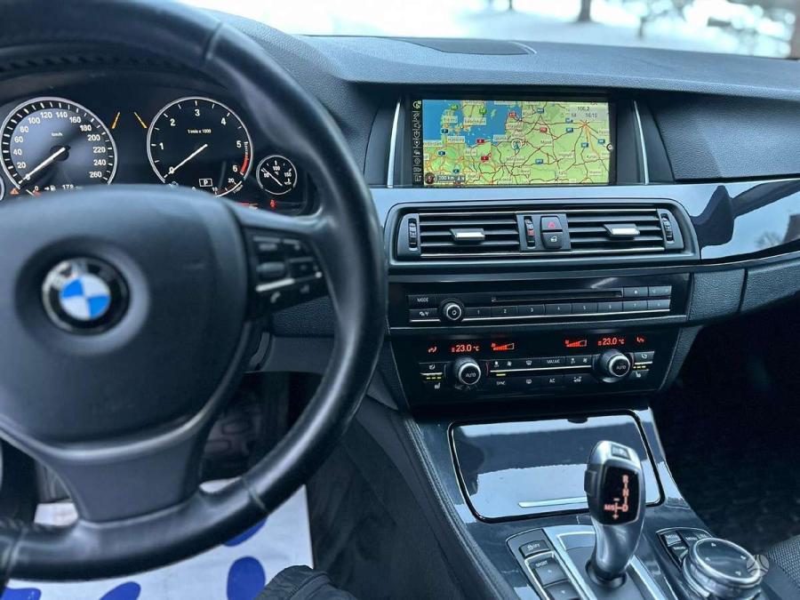 Pelēks BMW 520 2014 Marijampole, ar dzinēja tilpumu 2.00 L un nobraukumu 310 tūkst. km par 8900 €, foto 9 vietnē AUTOMOTO.COM.LV