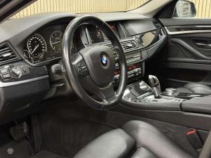 Pelēks BMW 520 2014 Marijampole, ar dzinēja tilpumu 2.00 L un nobraukumu 267 tūkst. km par 9499 €, foto 22 vietnē AUTOMOTO.COM.LV