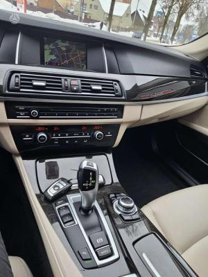 Grey BMW 520 2014 in Siauliai, with an engine capacity of 2.00 L and mileage of 282 thousand km for 8950 €, photo 19 on AUTOMOTO.COM.LV
