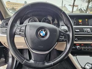 Grey BMW 520 2014 in Siauliai, with an engine capacity of 2.00 L and mileage of 282 thousand km for 8950 €, photo 20 on AUTOMOTO.COM.LV