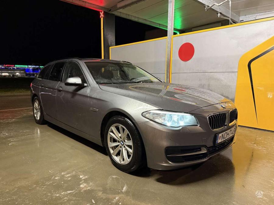 Grey BMW 520 2014 in Siauliai, with an engine capacity of 2.00 L and mileage of 243 thousand km for 9600 €, photo 4 on AUTOMOTO.COM.LV
