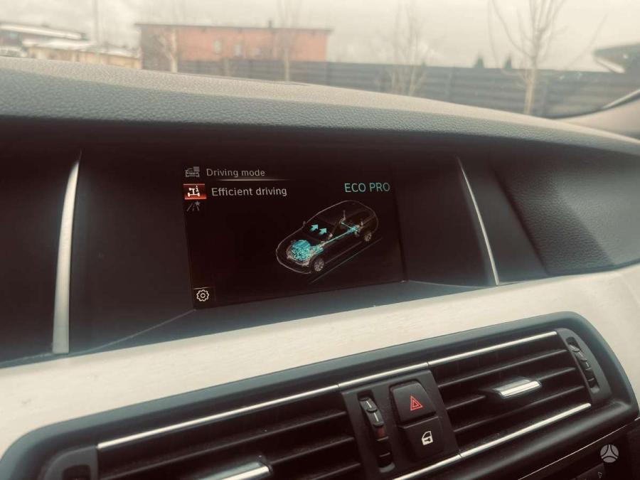 Grey BMW 520 2014 in Klaipeda, with an engine capacity of 2.00 L and mileage of 300 thousand km for 6700 €, photo 17 on AUTOMOTO.COM.LV