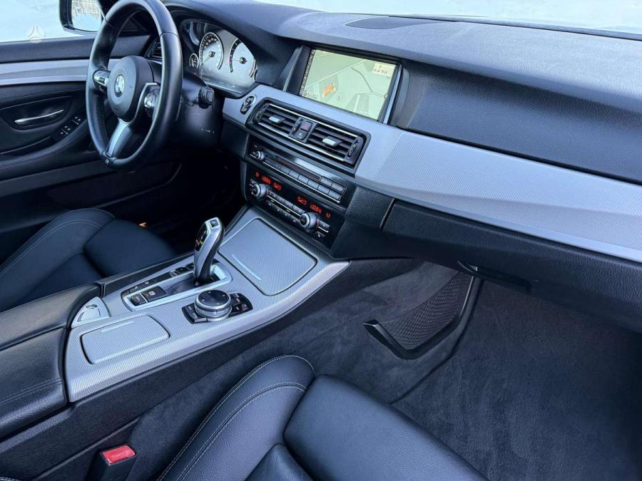 Pelēks BMW 520 2014 Šauļi, ar dzinēja tilpumu 2.00 L un nobraukumu 250 tūkst. km par 13450 €, foto 12 vietnē AUTOMOTO.COM.LV