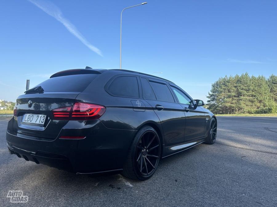 Pelēks BMW 520 2014 Alīta, ar dzinēja tilpumu 2.00 L un nobraukumu 364 tūkst. km par 11800 €, foto 4 vietnē AUTOMOTO.COM.LV