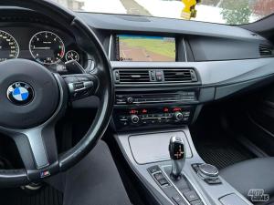 Pelēks BMW 520 2014 Alīta, ar dzinēja tilpumu 2.00 L un nobraukumu 364 tūkst. km par 11800 €, foto 9 vietnē AUTOMOTO.COM.LV