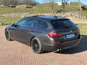 Grey BMW 520 2014 in Kaunas, with an engine capacity of 2.00 L and mileage of 361 thousand km for 9200 €, photo 4 on AUTOMOTO.COM.LV