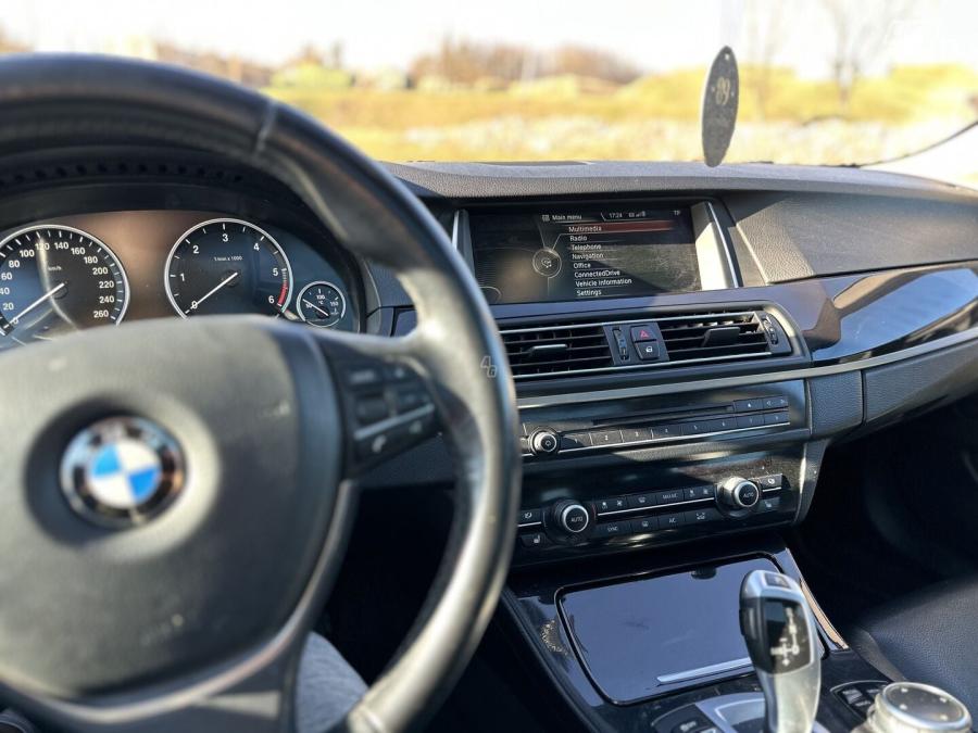 Grey BMW 520 2014 in Kaunas, with an engine capacity of 2.00 L and mileage of 361 thousand km for 9200 €, photo 7 on AUTOMOTO.COM.LV