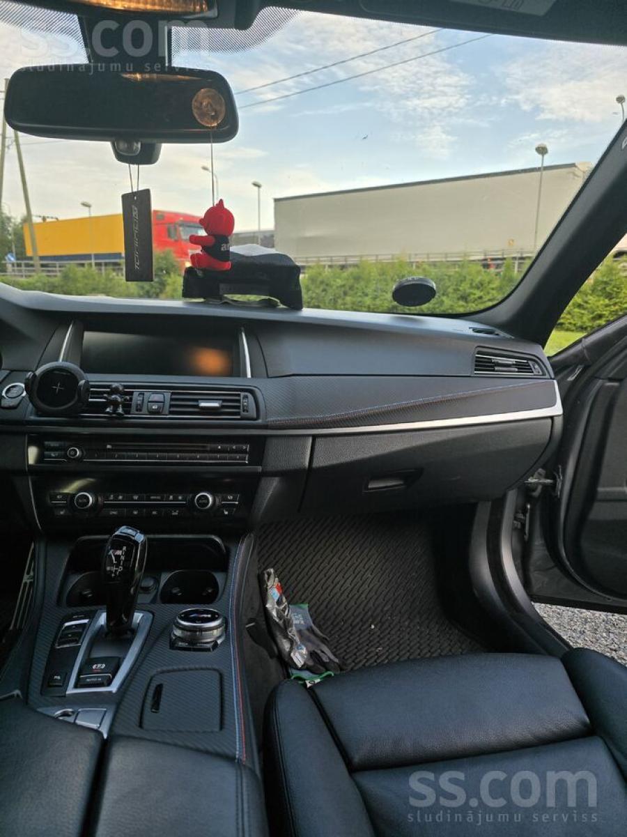 Pelēks BMW 520 2014 Bauska, ar dzinēja tilpumu 2.00 L un nobraukumu 0 tūkst. km par 8990 €, foto 24 vietnē AUTOMOTO.COM.LV