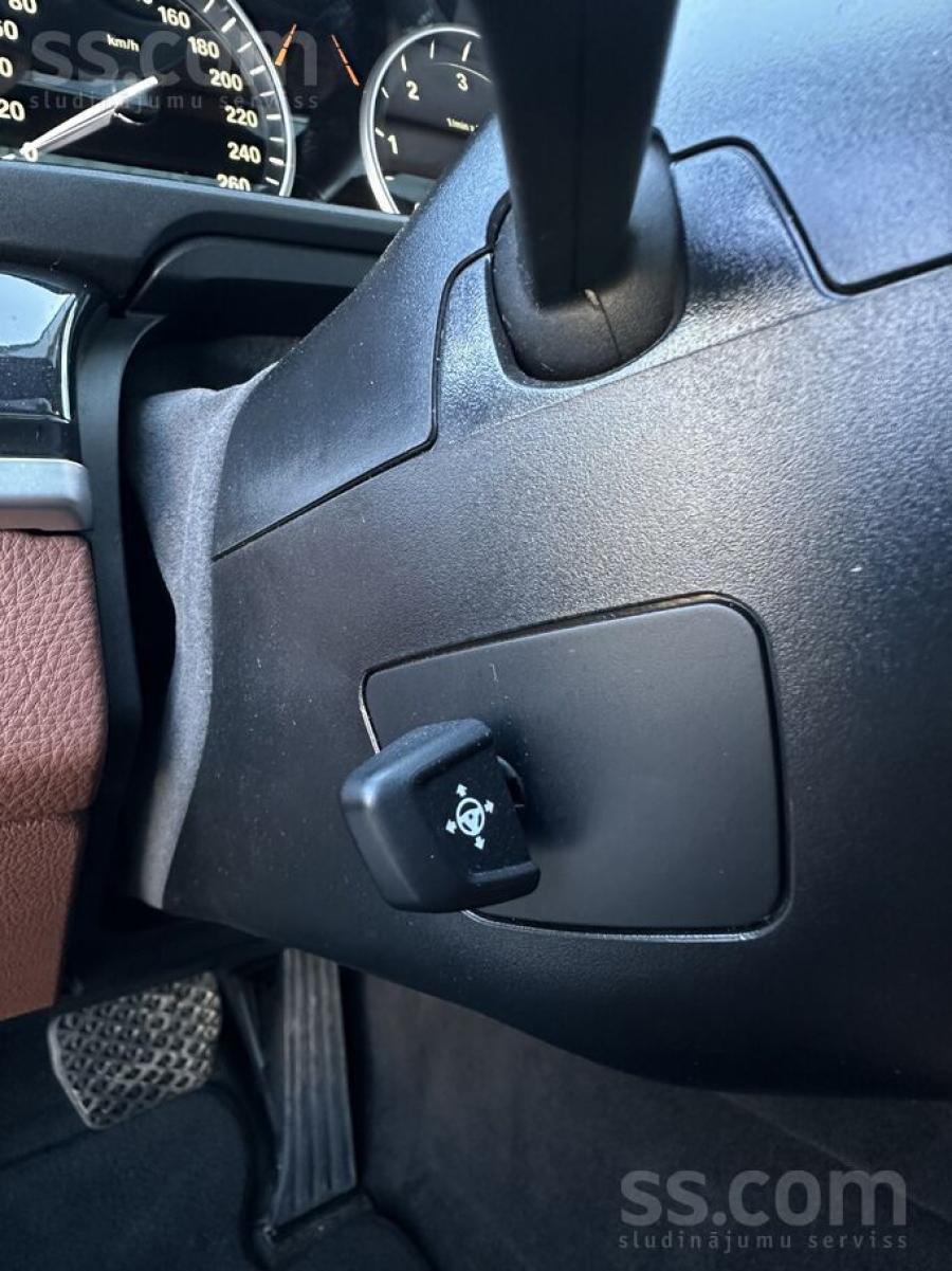 Pelēks BMW 520 2014 Balvi, ar dzinēja tilpumu 2.00 L un nobraukumu 275 tūkst. km par 12950 €, foto 30 vietnē AUTOMOTO.COM.LV