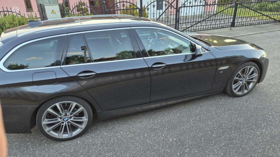 Pelēks BMW 520 2014 Viļņa, ar dzinēja tilpumu 2.00 L un nobraukumu 167 tūkst. km par 12999 €, foto 9 vietnē AUTOMOTO.COM.LV
