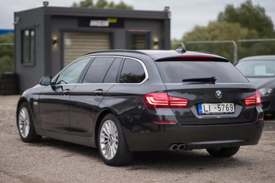 Pelēks BMW 520 2014 Liepāja, ar dzinēja tilpumu 2.00 L un nobraukumu 240 tūkst. km par 13250 €, foto 4 vietnē AUTOMOTO.COM.LV