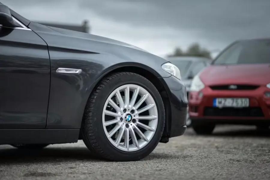 Pelēks BMW 520 2014 Liepāja, ar dzinēja tilpumu 2.00 L un nobraukumu 240 tūkst. km par 13250 €, foto 11 vietnē AUTOMOTO.COM.LV