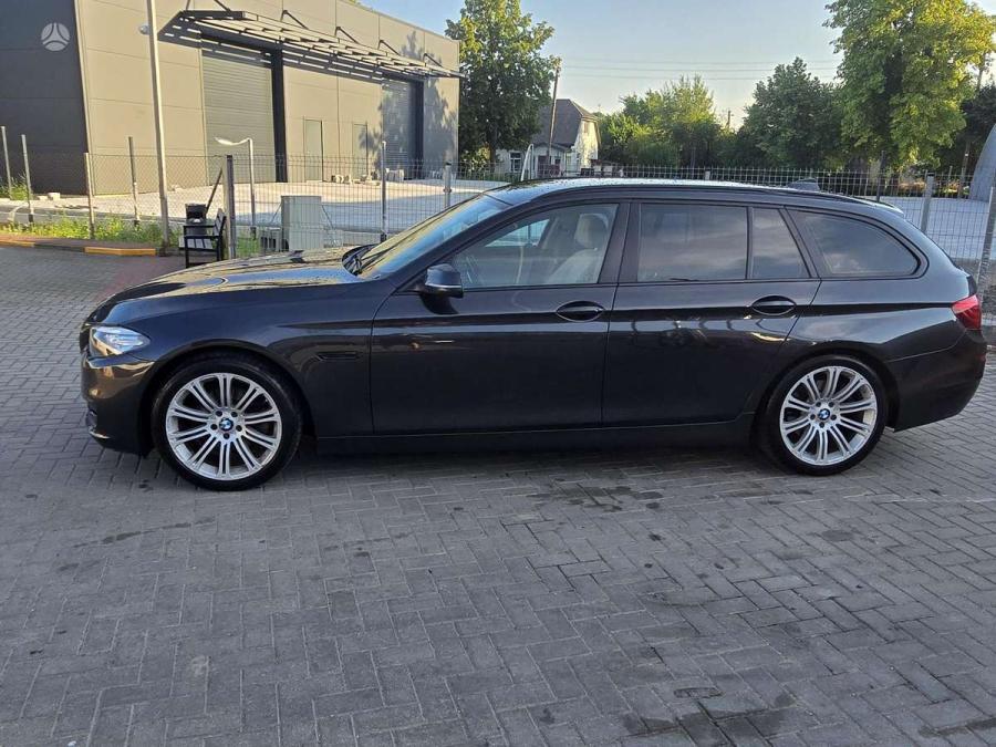 Grey BMW 520 2014 in Marijampole, with an engine capacity of 2.00 L and mileage of 305 thousand km for 9880 €, photo 5 on AUTOMOTO.COM.LV