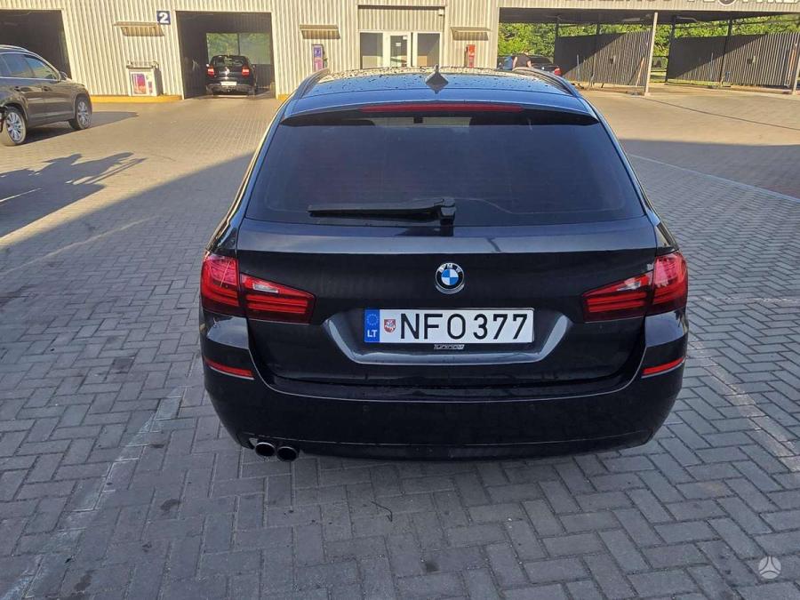 Grey BMW 520 2014 in Marijampole, with an engine capacity of 2.00 L and mileage of 305 thousand km for 9880 €, photo 7 on AUTOMOTO.COM.LV