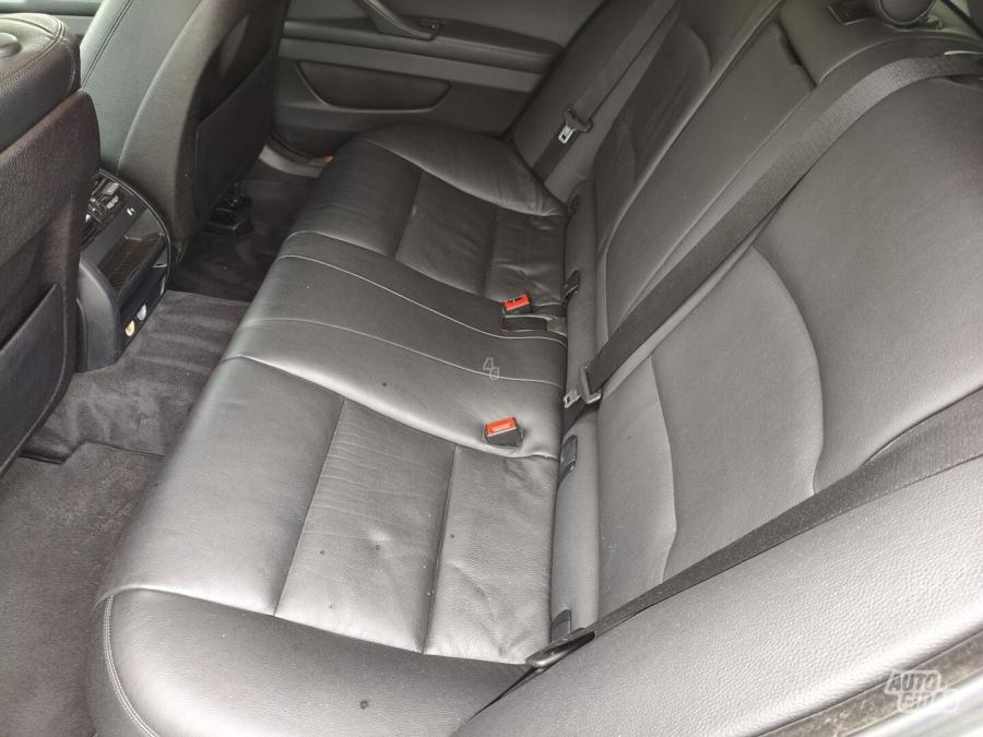Pelēks BMW 520 2014 Kauņa, ar dzinēja tilpumu 2.00 L un nobraukumu 211 tūkst. km par 8200 €, foto 14 vietnē AUTOMOTO.COM.LV