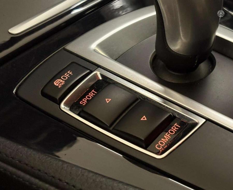 Grey BMW 520 2014 in Marijampole, with an engine capacity of 2.00 L and mileage of 282 thousand km for 12650 €, photo 17 on AUTOMOTO.COM.LV