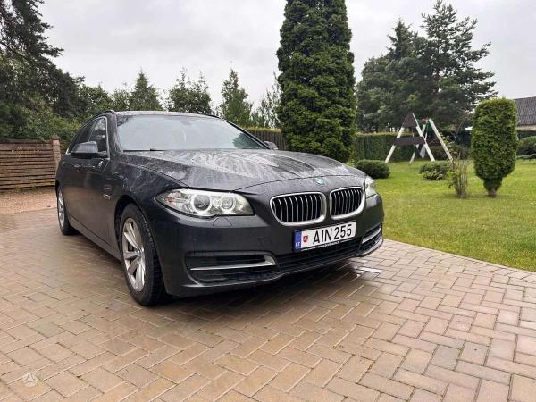 Pelēks BMW 520 2014 Viļņa, ar dzinēja tilpumu 2.00 L un nobraukumu 354 tūkst. km par 9000 €, foto 1 vietnē AUTOMOTO.COM.LV
