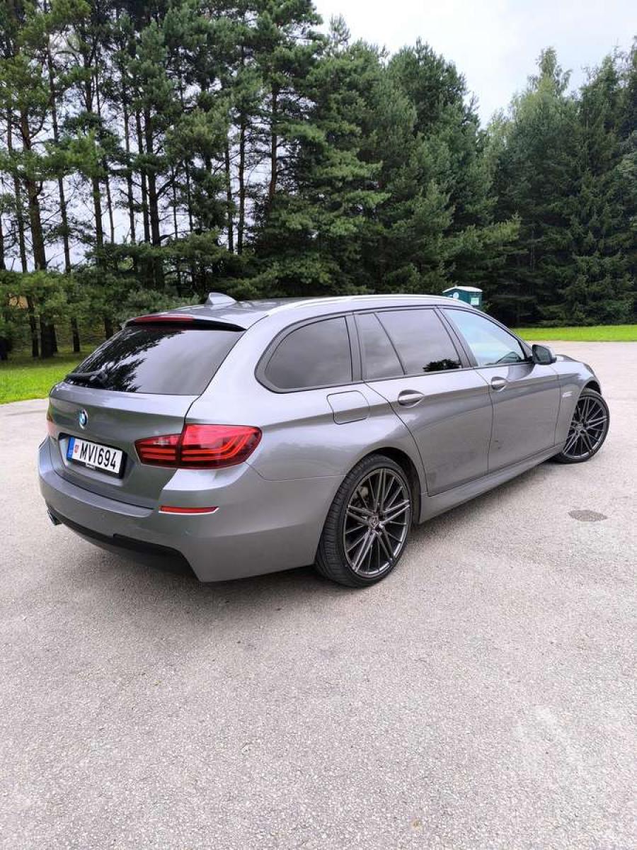 Grey BMW 520 2014 in Birzai, with an engine capacity of 2.00 L and mileage of 296 thousand km for 13300 €, photo 7 on AUTOMOTO.COM.LV