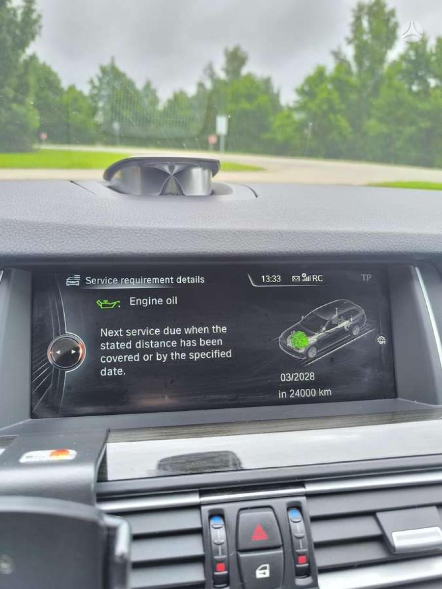 Grey BMW 520 2014 in Birzai, with an engine capacity of 2.00 L and mileage of 296 thousand km for 13300 €, photo 27 on AUTOMOTO.COM.LV