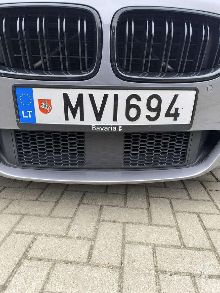 Grey BMW 520 2014 in Birzai, with an engine capacity of 2.00 L and mileage of 296 thousand km for 13300 €, photo 32 on AUTOMOTO.COM.LV