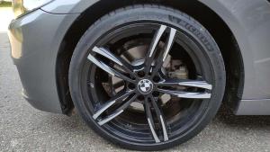 Grey BMW 520 2014 in Raseiniai, with an engine capacity of 2.00 L and mileage of 329 thousand km for 9700 €, photo 8 on AUTOMOTO.COM.LV