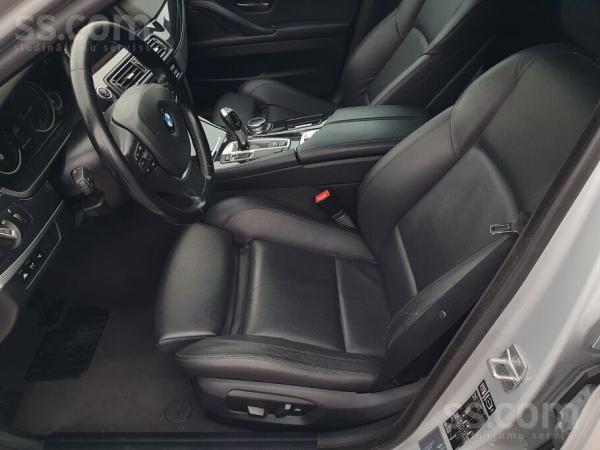 Grey BMW 520 2014 in Riga, with an engine capacity of 2.00 L and mileage of 293 thousand km for 10450 €, photo 11 on AUTOMOTO.COM.LV