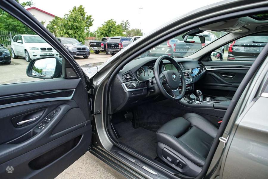 Grey BMW 520 2014 in Marijampole, with an engine capacity of 2.00 L and mileage of 334 thousand km for 10250 €, photo 25 on AUTOMOTO.COM.LV