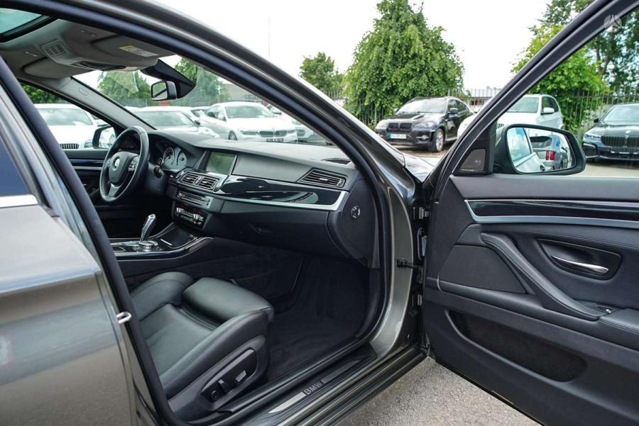 Grey BMW 520 2014 in Marijampole, with an engine capacity of 2.00 L and mileage of 334 thousand km for 10250 €, photo 36 on AUTOMOTO.COM.LV