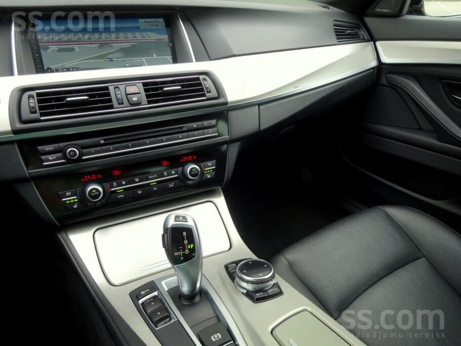 Pelēks BMW 520 2014 Rīga, ar dzinēja tilpumu 2.00 L un nobraukumu 210 tūkst. km par 9800 €, foto 11 vietnē AUTOMOTO.COM.LV