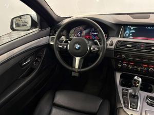 Grey BMW 520 2014 in Marijampole, with an engine capacity of 2.00 L and mileage of 281 thousand km for 11500 €, photo 11 on AUTOMOTO.COM.LV