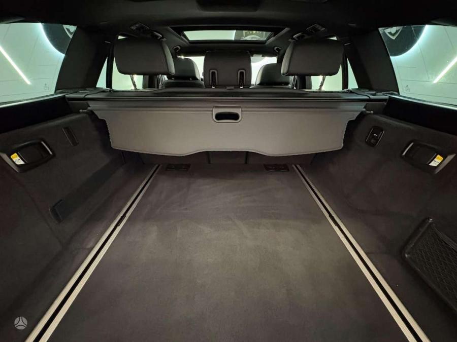 Grey BMW 520 2014 in Marijampole, with an engine capacity of 2.00 L and mileage of 281 thousand km for 11500 €, photo 24 on AUTOMOTO.COM.LV