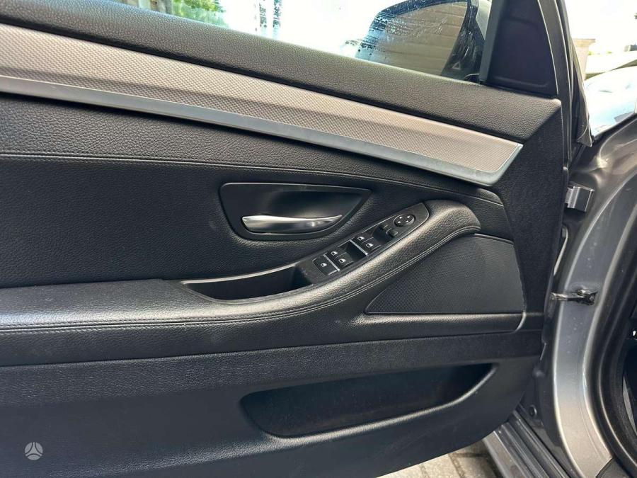 Pelēks BMW 520 2014 Kauņa, ar dzinēja tilpumu 2.00 L un nobraukumu 234 tūkst. km par 11100 €, foto 16 vietnē AUTOMOTO.COM.LV