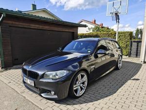 Grey BMW 520 2014 in Vilnius, with an engine capacity of 2.00 L and mileage of 303 thousand km for 10000 €, photo  on AUTOMOTO.COM.LV